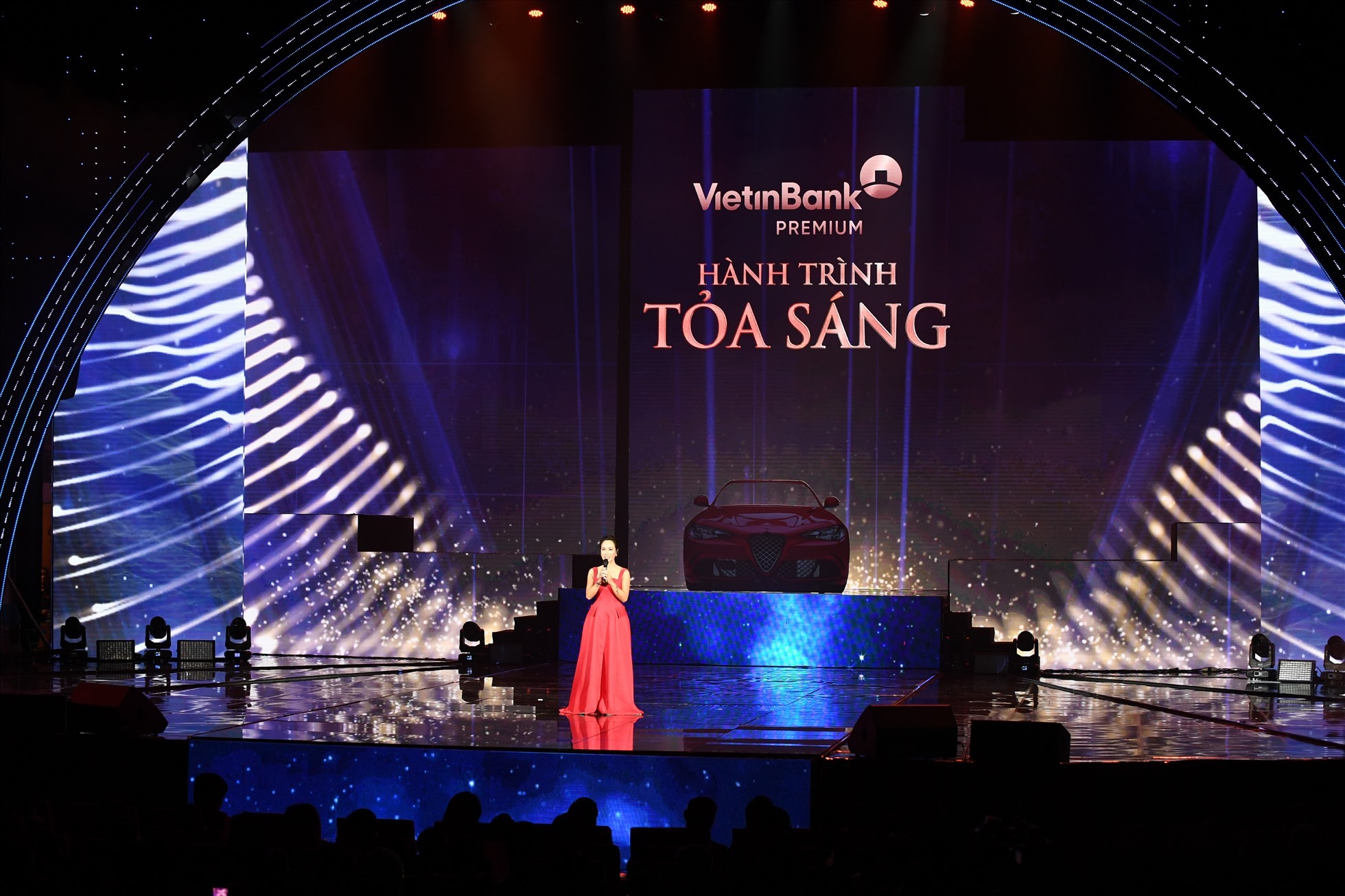 Tổ chức sự kiện “Hành trình tỏa sáng” Vietinbank - Ngọc Nam Event